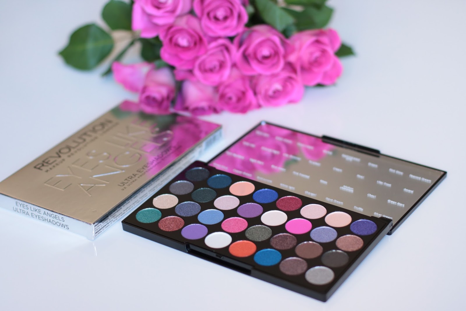 Makeup Revolution : Eyes Like Angles - Review & Swatche | Ela Lis Make-Up