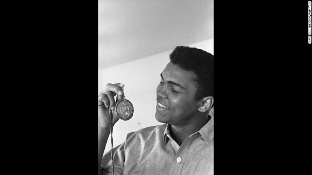 Check Out Never Before Seen Photos of the Late Legend, Muhammed Ali ...