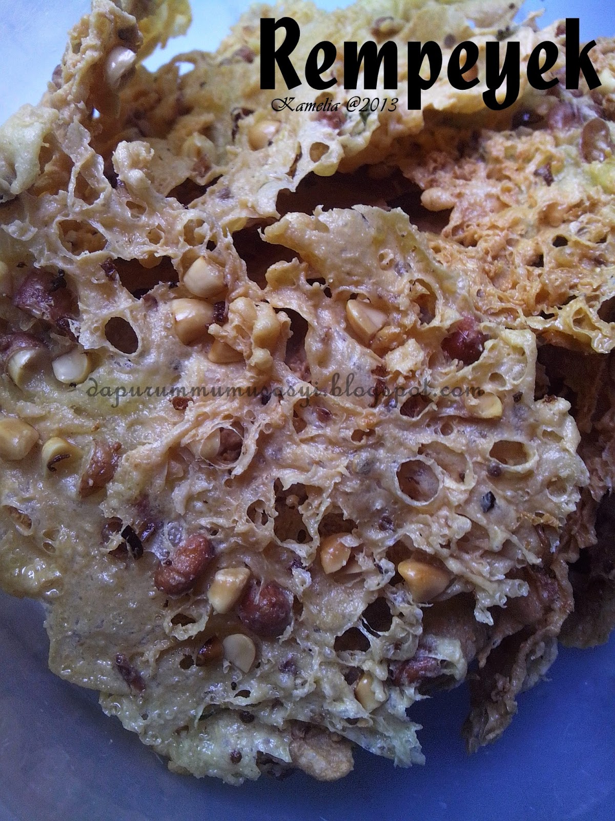 Cozy Kitchen : Rempeyek