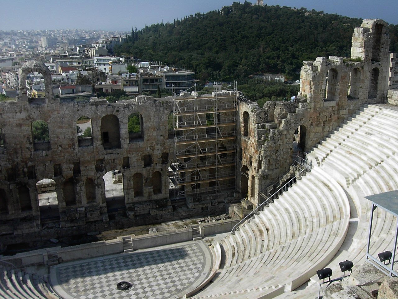 The historical Acropolis kingdom of Greece - Beautiful Traveling Places