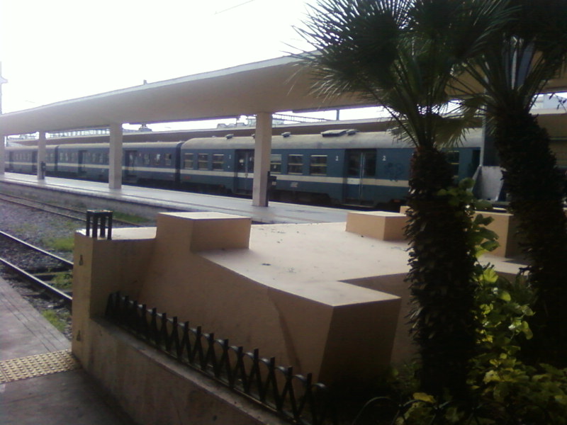 chaiebtaoufik: SNCFT gare place barcelone tunis tunisie