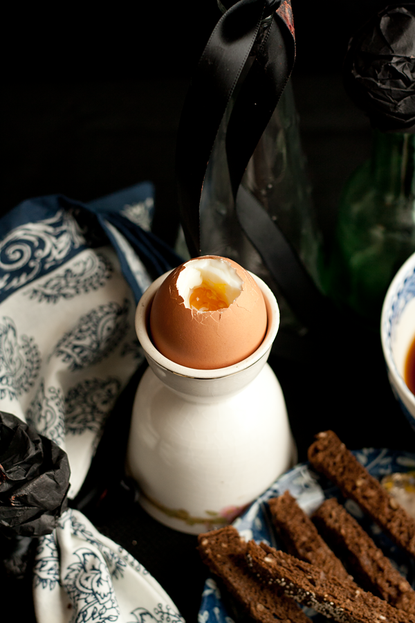 TASTY TRIX: Breakfast with the Murder Demon: the Last Meal of H.H ...