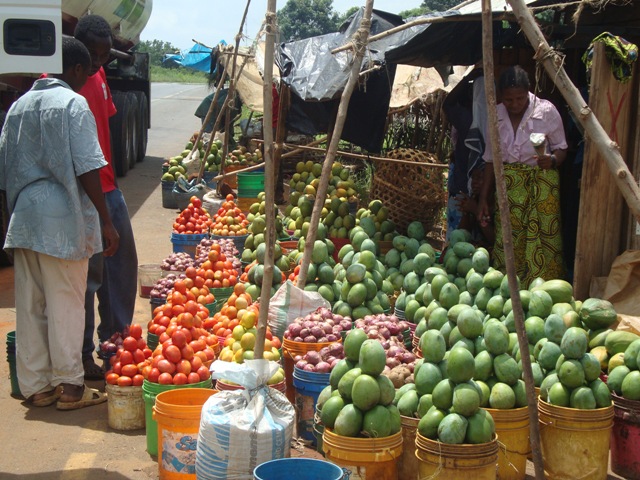 BLOG YETU: Matunda na bidhaa aina mbalimbali za shambani