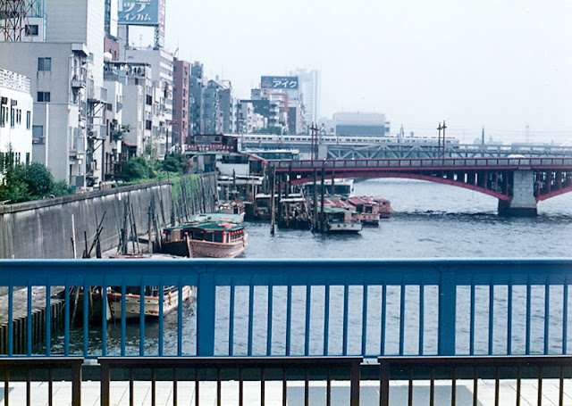 Bridge of the Week: Tokyo's River Crossings: Azuma Bridge (1)
