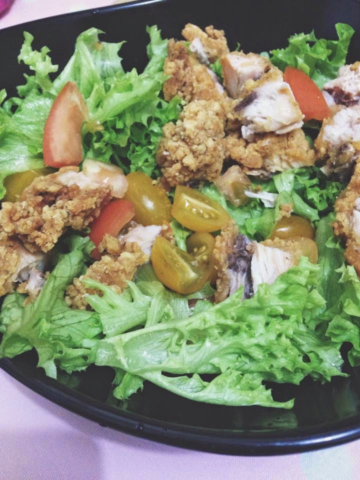 ..KAMI..: Salad ayam dan kisah memancing.