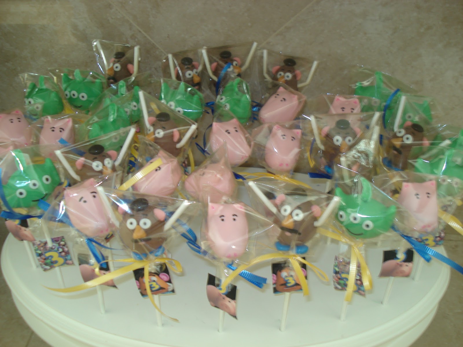 JessiCakes Project: Toy Story 3 Theme Cake Pops