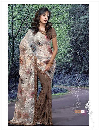 Gown: Super Low Saree