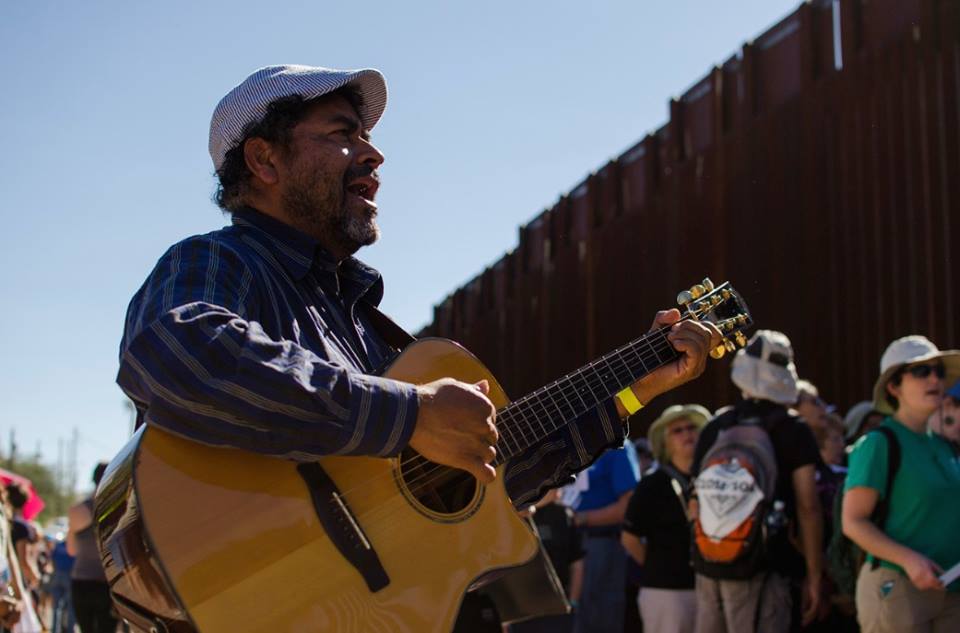 LA Quaker: Fidel Sanchez: Organizador Comunitario y Trobador