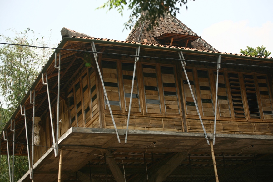 cafestudiodelapan (cs8): Belajar Sesuatu di Studio Akanoma - Yu Sing