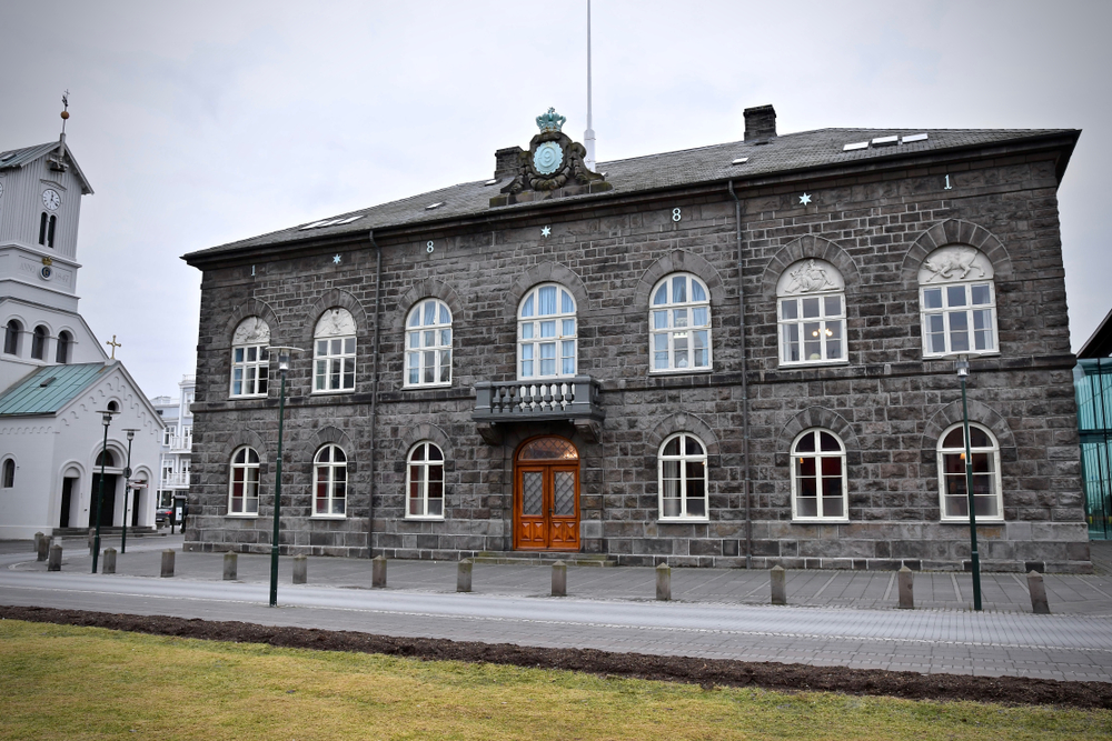 - Iceland 24 - Iceland Travel and Info Guide : The World’s First ...