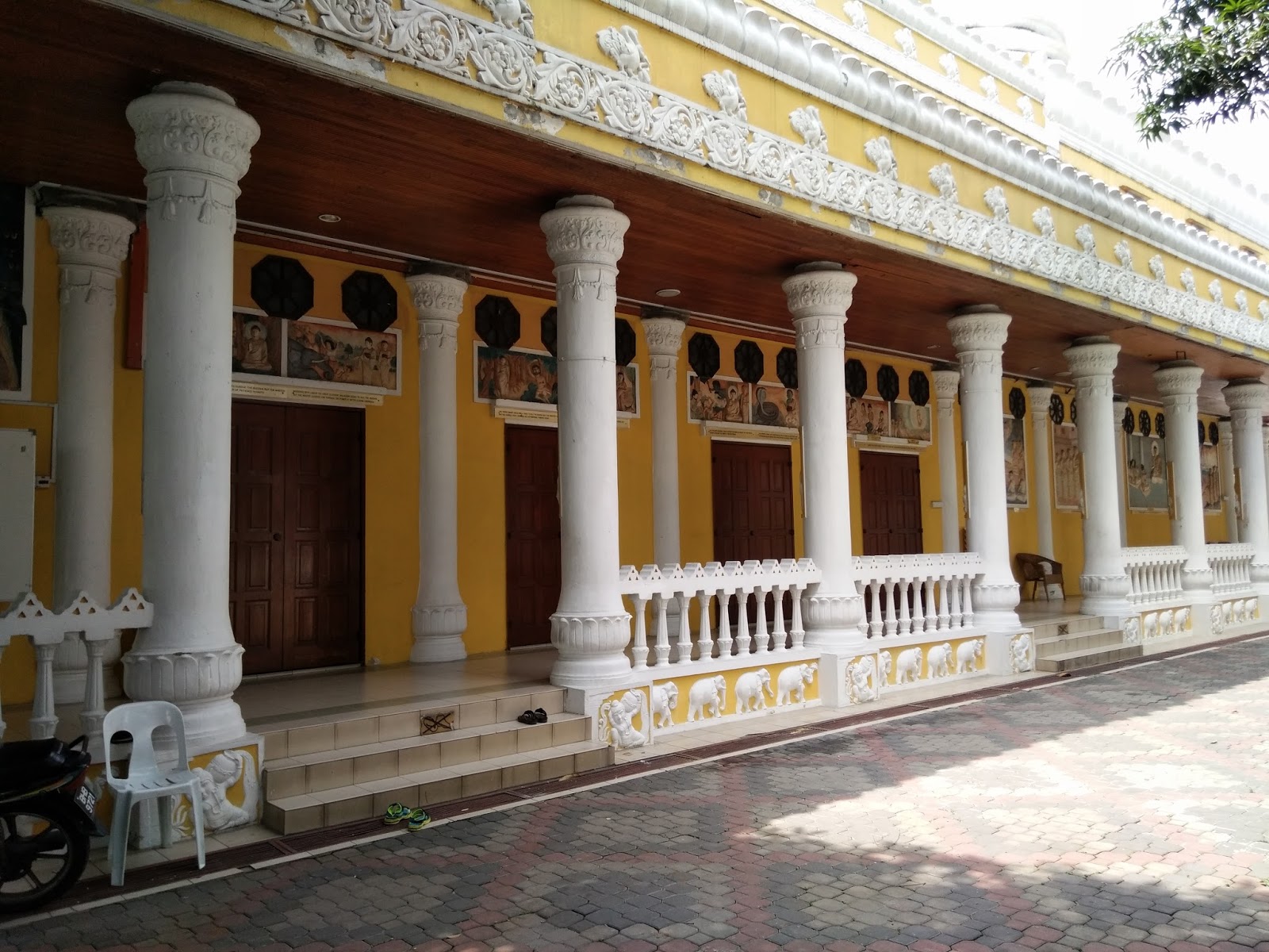 Buddhist Temple Sentul Sri Lanka
