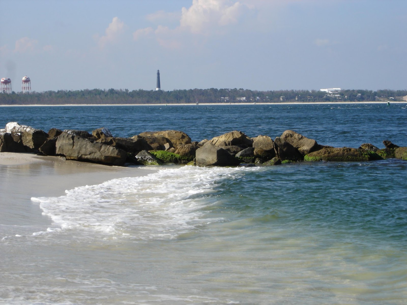 Mai Thai Wanderings: Memorial Day weekend at Fort McRae Anchorage