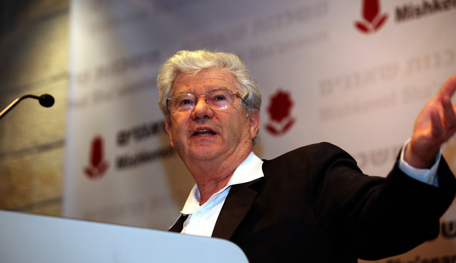 DerechoMercantil: Proportionality and Principled Balancing, Aharon Barak