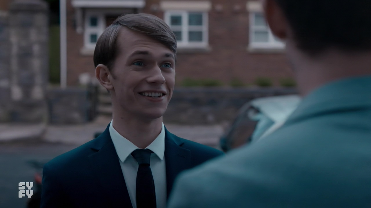 ausCAPS: Greg Austin shirtless and kissing Jordan Renzo in Class 1-01 ...