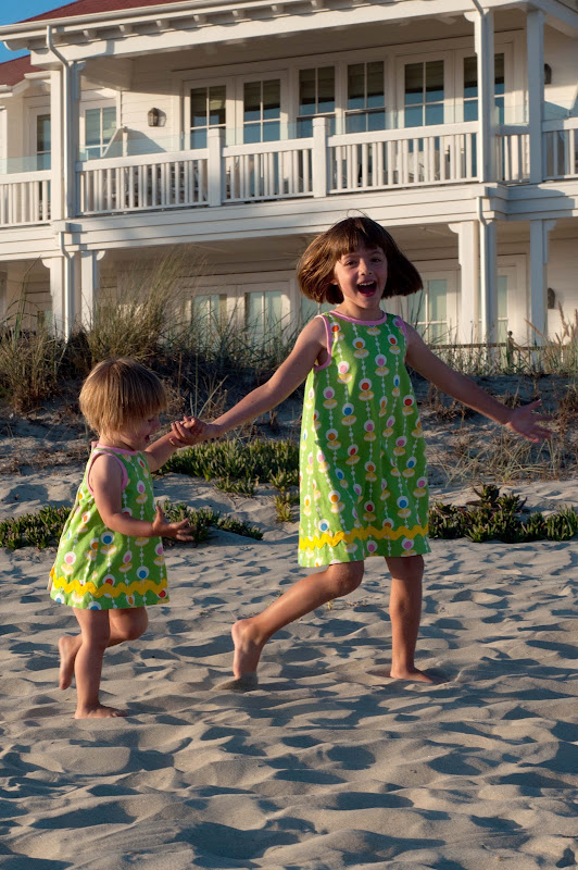 Aesthetic Nest: Sewing: Mod Shift Dresses for Three