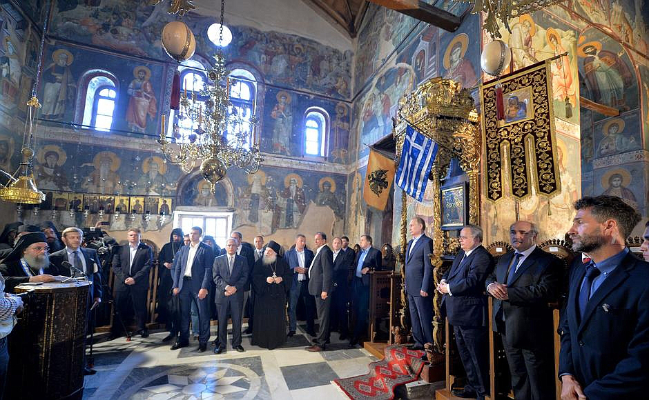 Οίμος-Αθήνα: ΟΙ ΓΕΩΠΟΛΙΤΙΚΕΣ ΑΙΤΙΕΣ ΤΟΥ ΦΑΙΝΟΜΕΝΙΚΑ ΑΠΛΟΥ ...