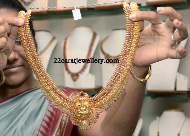 22 Carat Indian Gold Bridal Jewellery Designs(Traditional jewellery ...