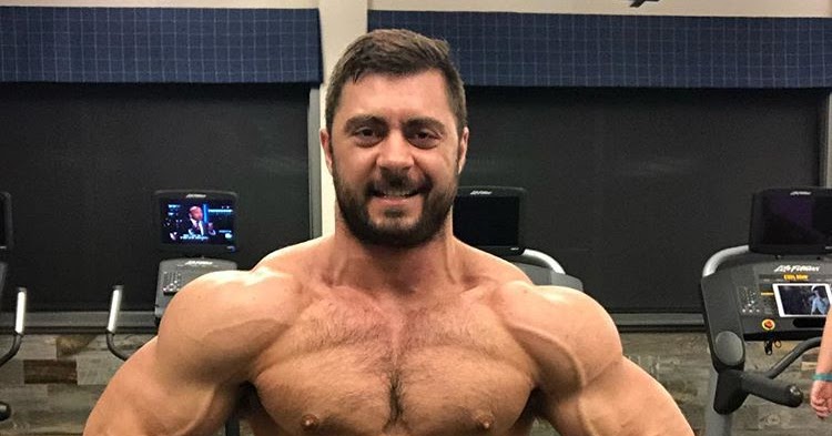 Bodybuilders Privates Exposed - Bulge, Posing Trunks, Visible Penis ...