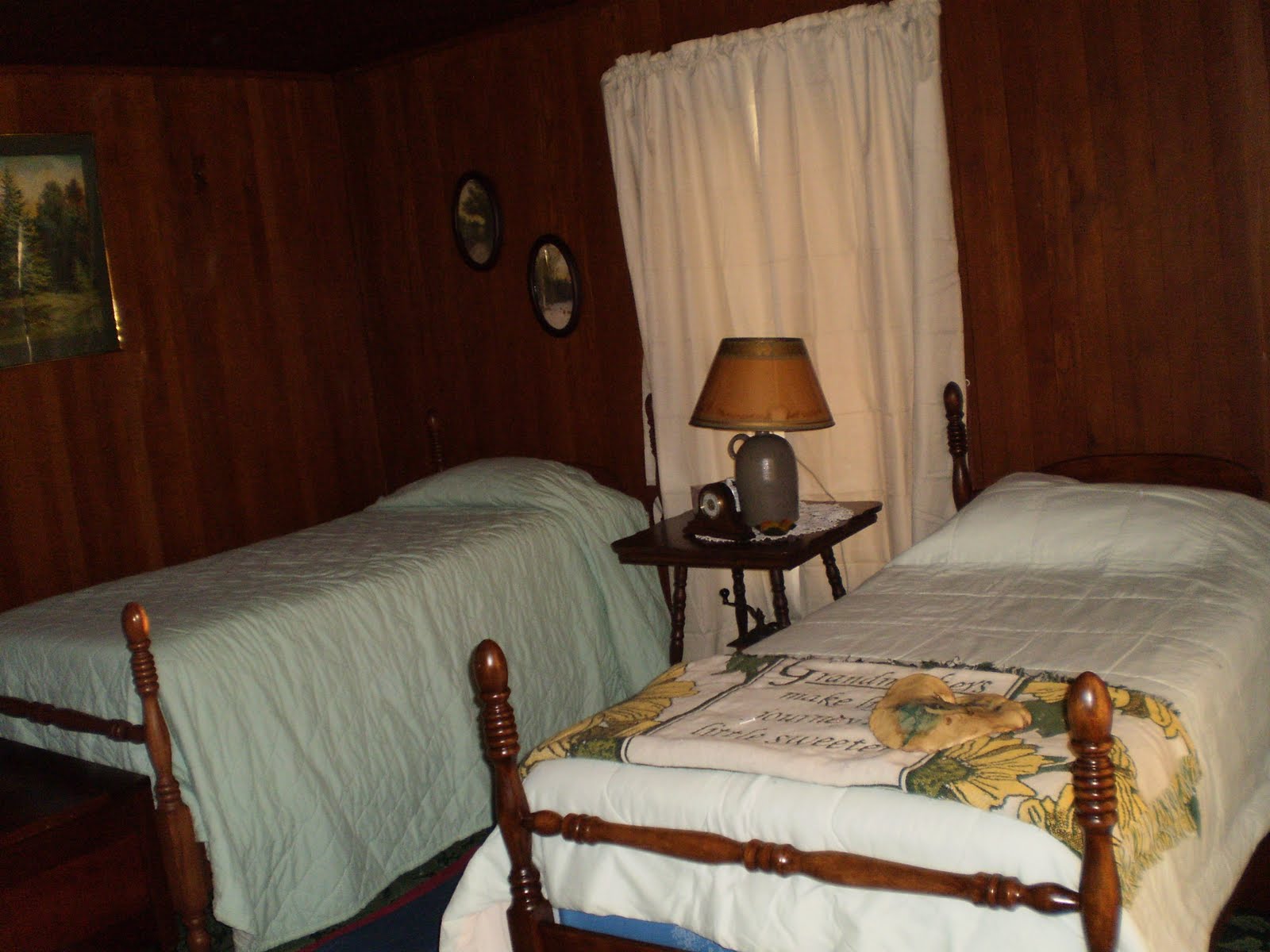 Riverside FarmHouse Lodging, LLC: Tour the FarmHouse