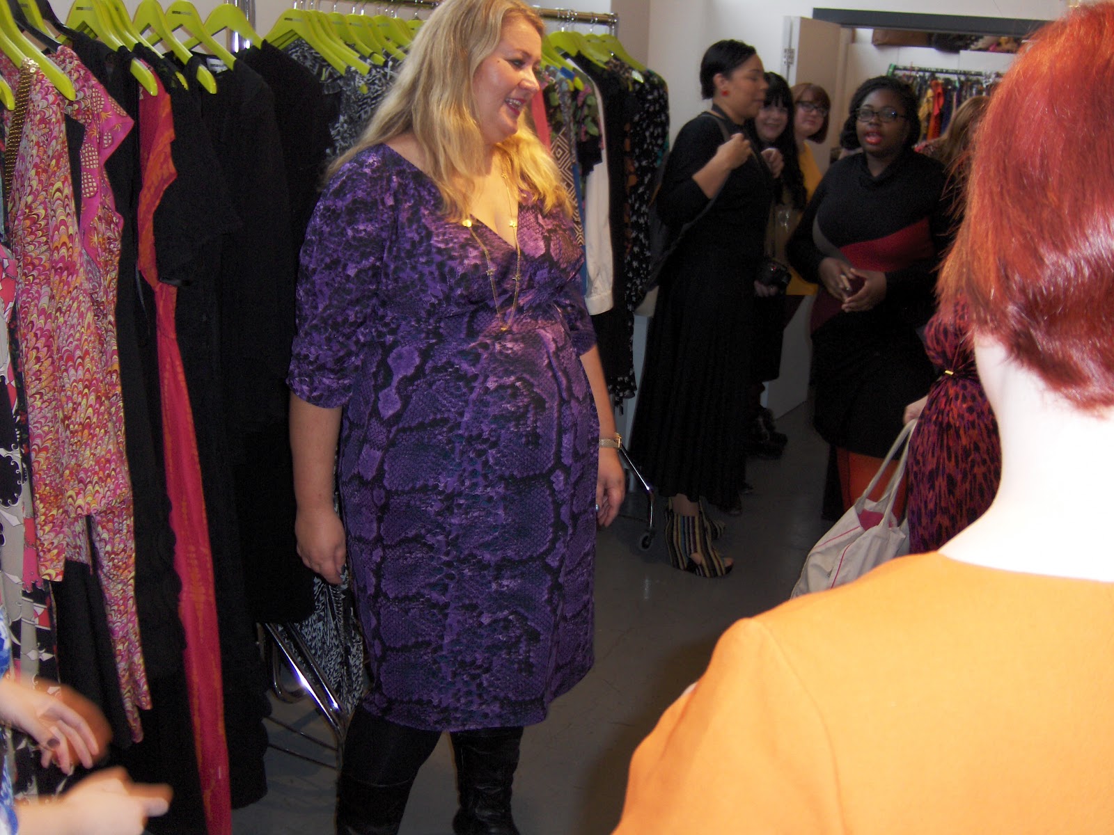 The amazing Anna Scholz February 2012 - Curvy Wordy