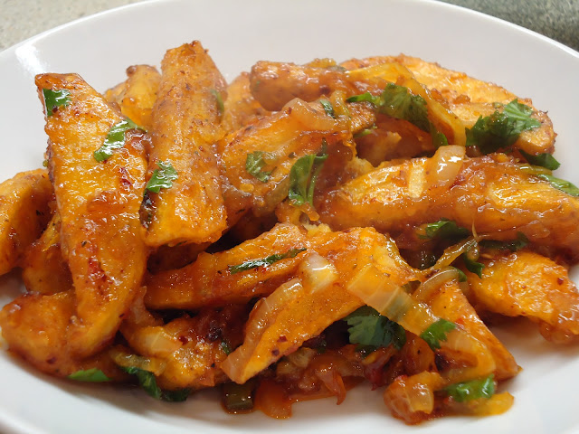 This Muslim Girl Bakes: Chilli Chips