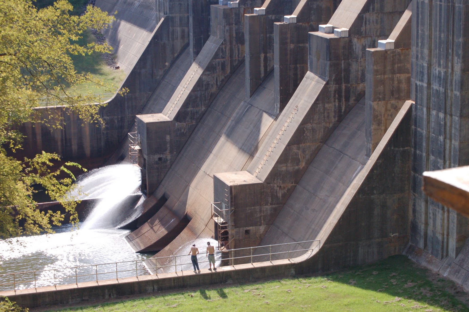Jo Jones, Traveling Lady: Nimrod Dam - Arkansas Scenic Highway 7