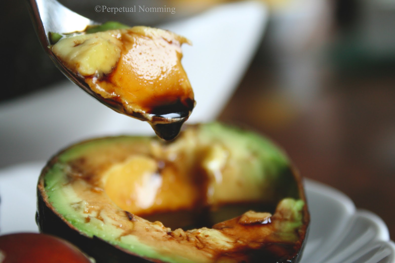 Perpetual Nomming: Simple Avocado Snack