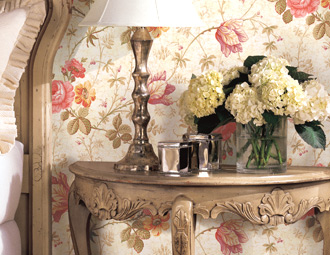 Eye For Design: Decorating Rose Patterned Interiors