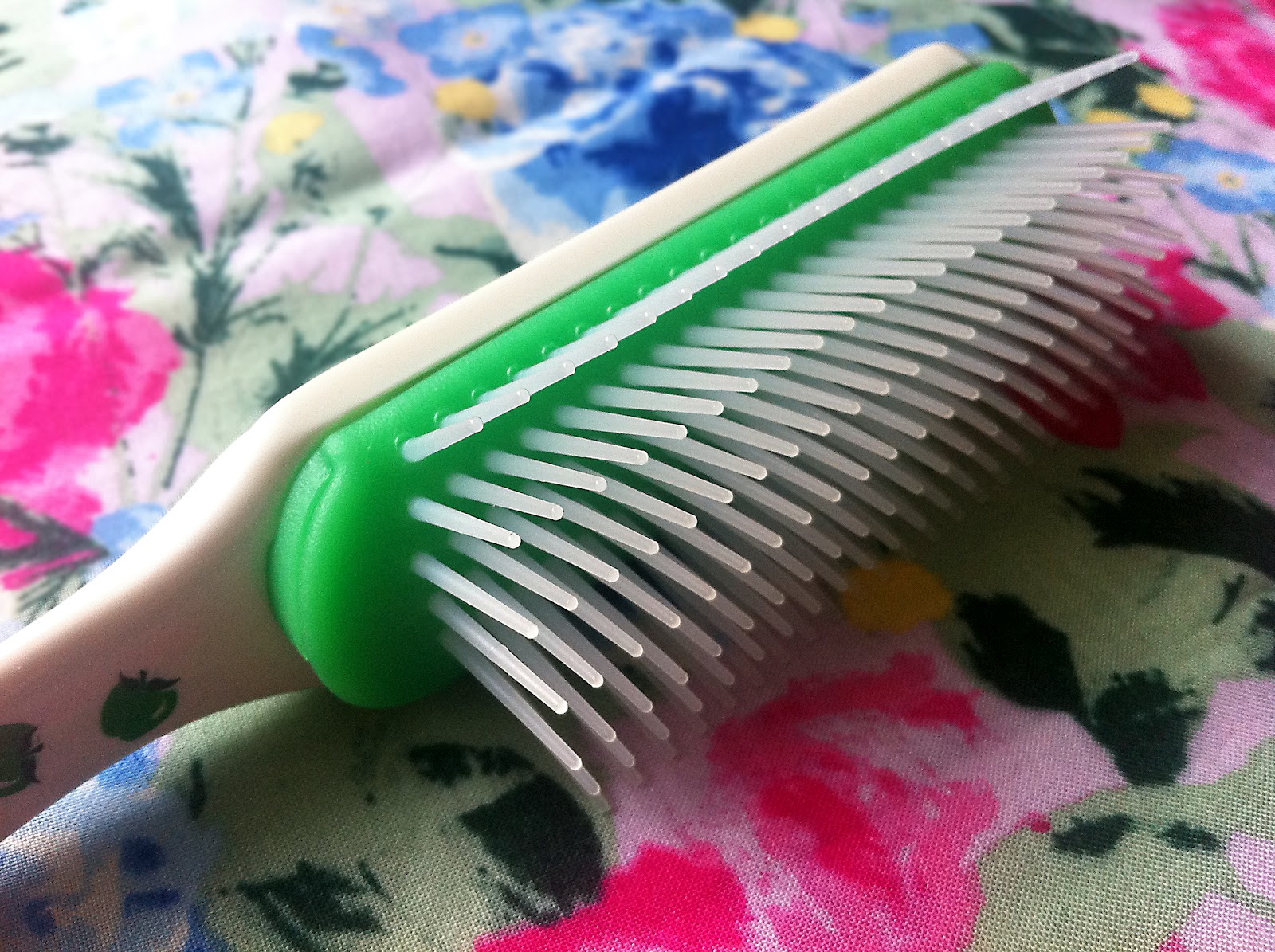 Birds Words | Beauty, Fashion, Lifestyle: Feeling Fruity | Denman D3 ...