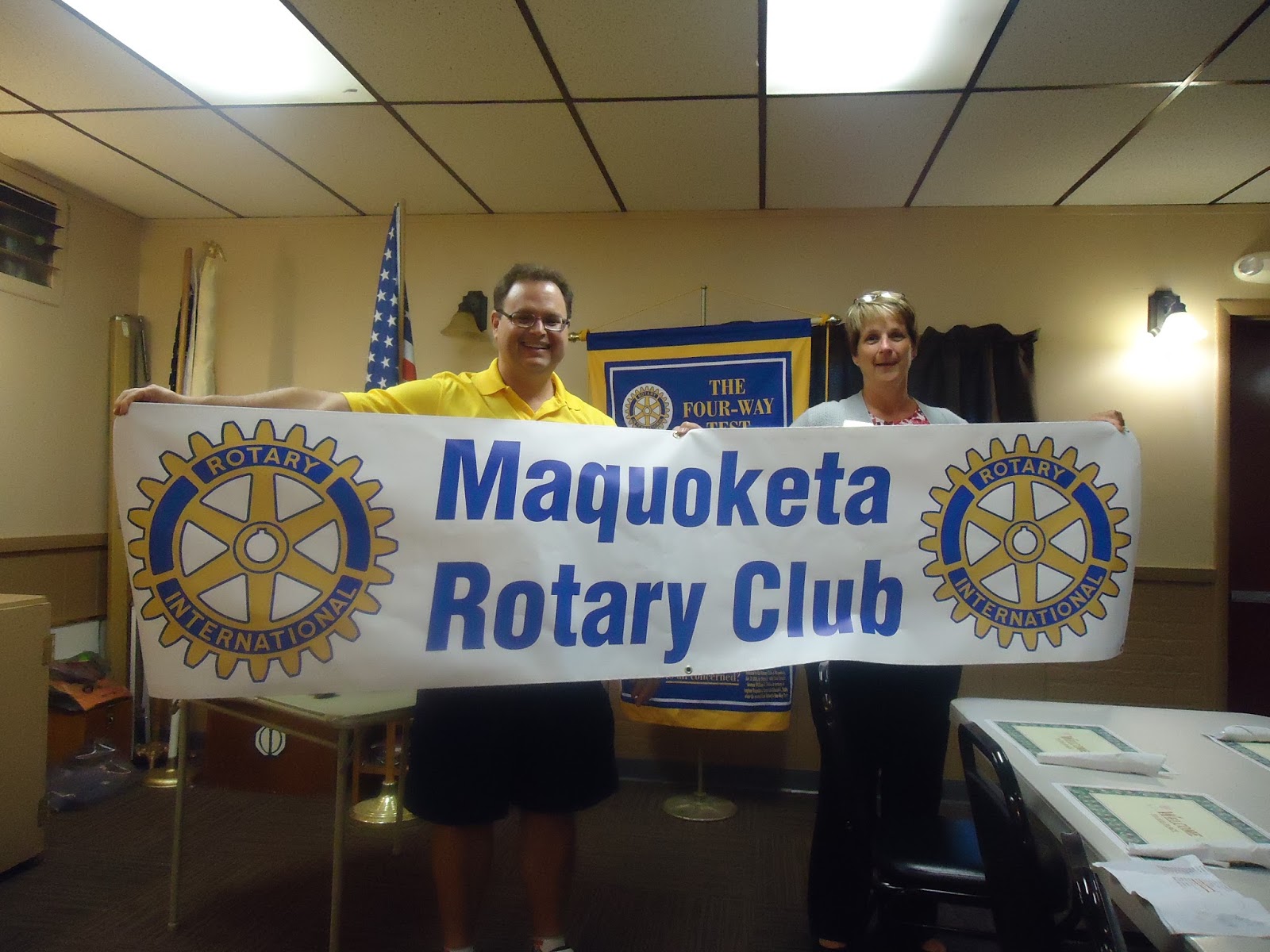 Rotary Week: ROTARY WEEK VOL 3 NO 39