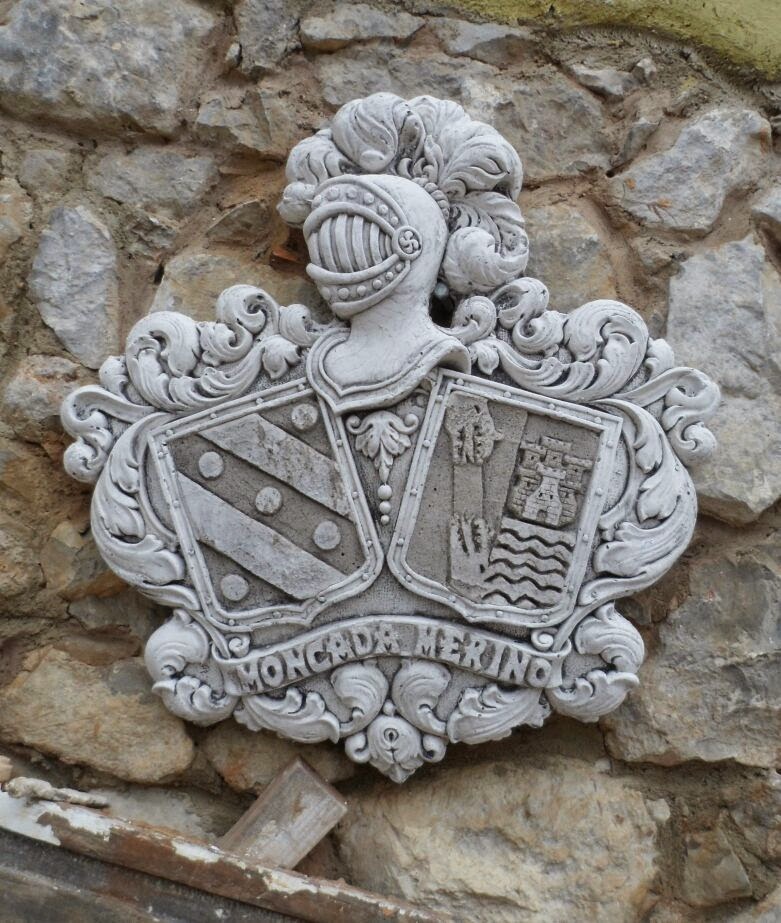 apellidolandia: Escudo familiar Moncada Merino