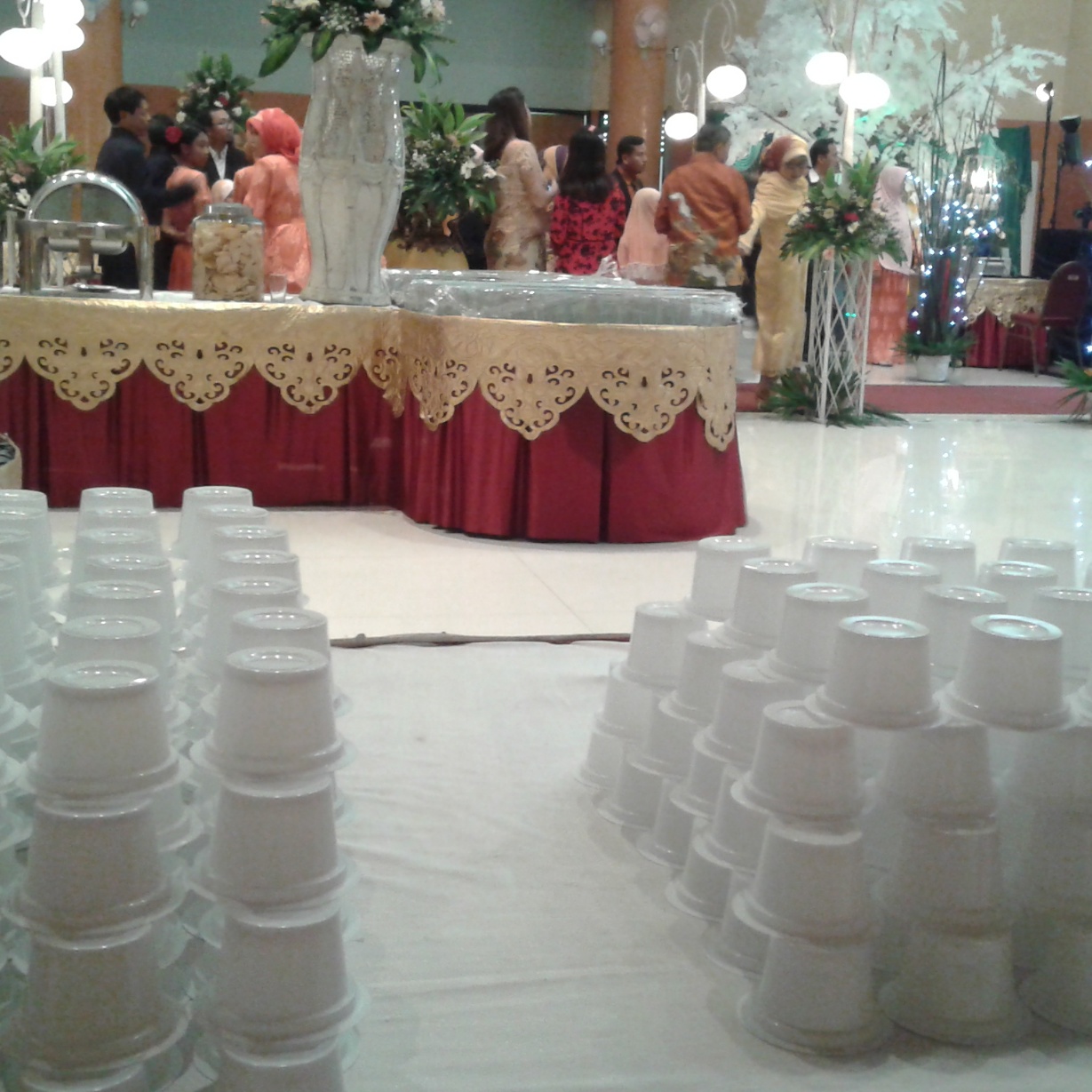 Es krim diamond neapolitan 8 ltr: Es krim diamond neapolitan 8 ltr ...