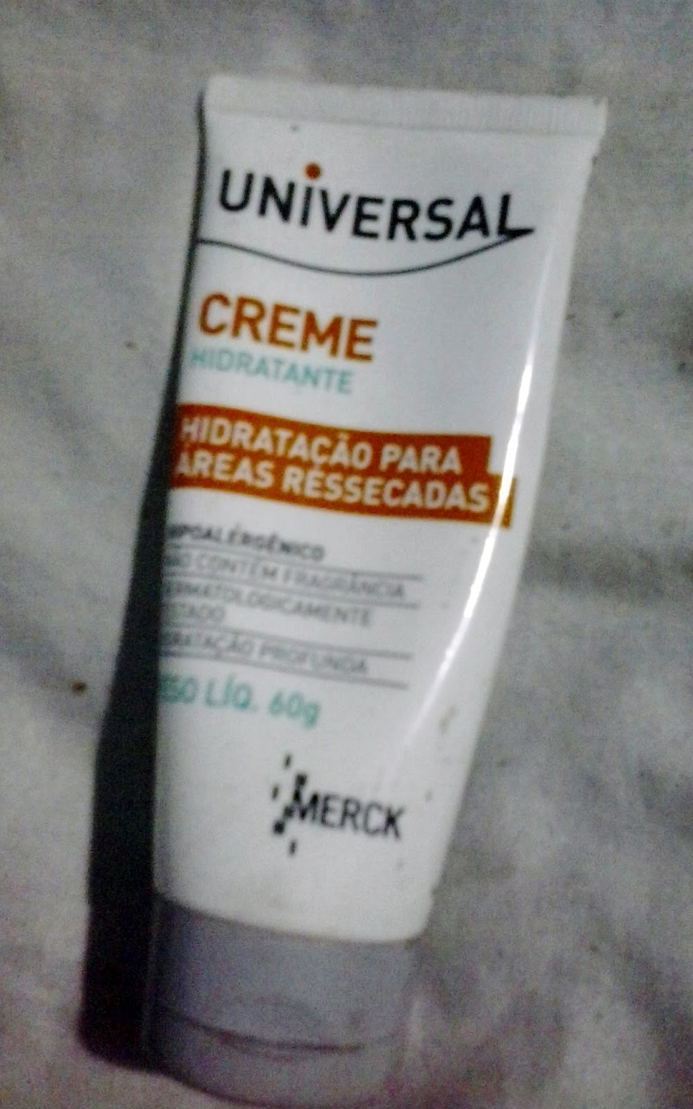 Dose diária de futilidade: Creme Hidratante Universal Merck