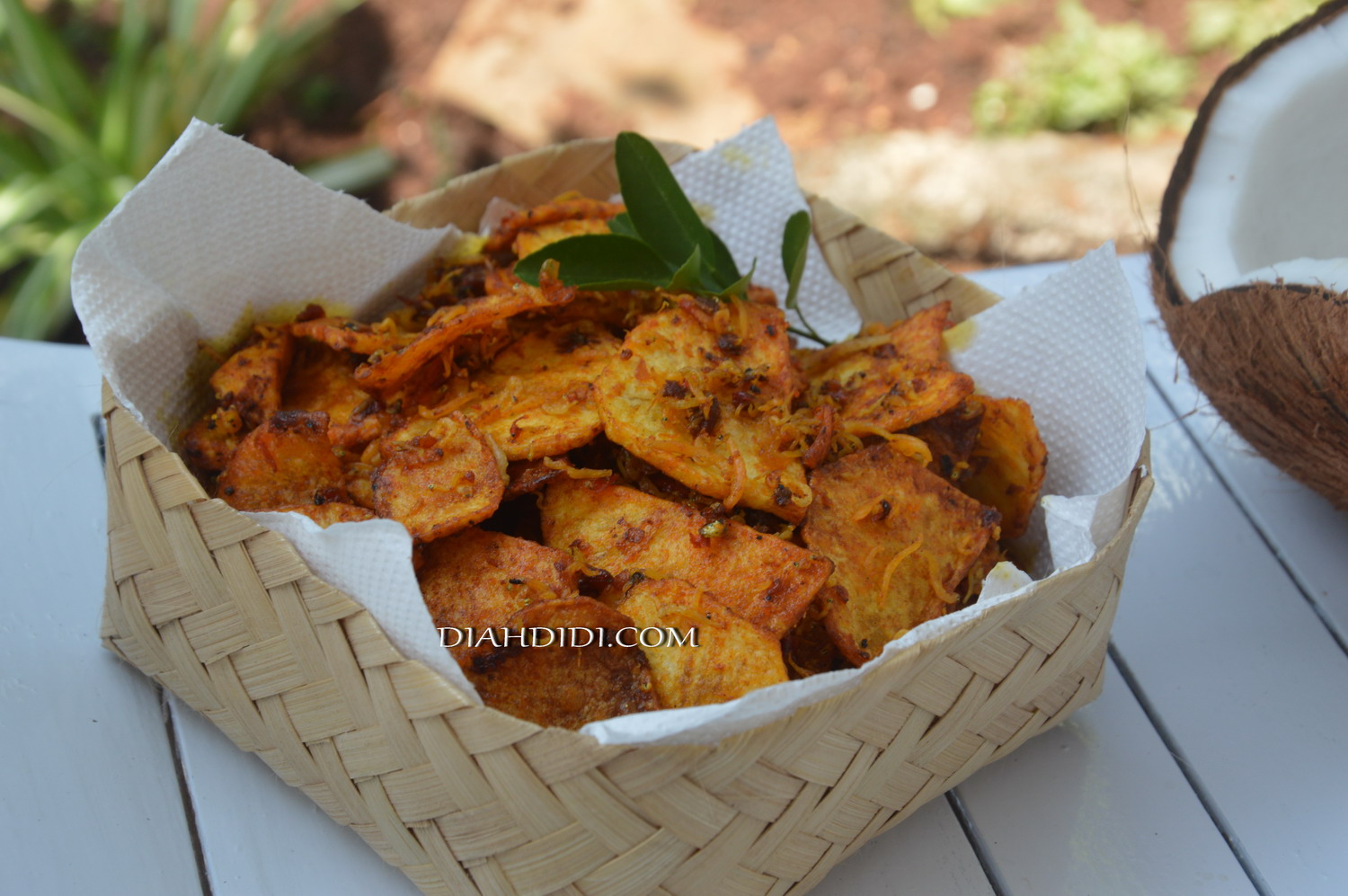 Diah Didi's Kitchen: Rendang Keripik Kentang