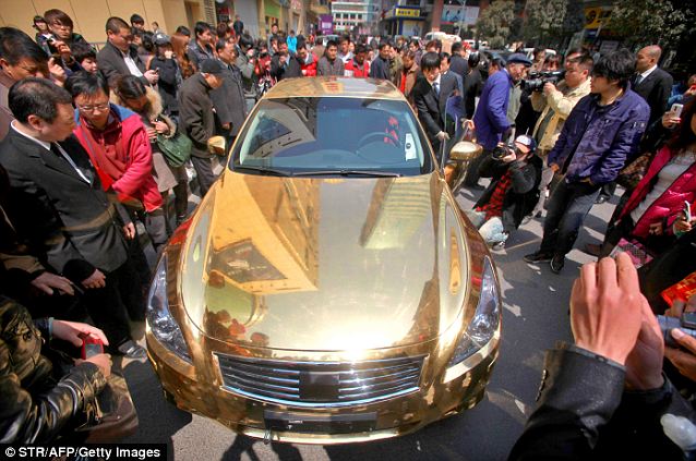 Kuweight 64: 24 CARAT GOLD PLATED LUXURY SPORTS CAR INFINITI G 37