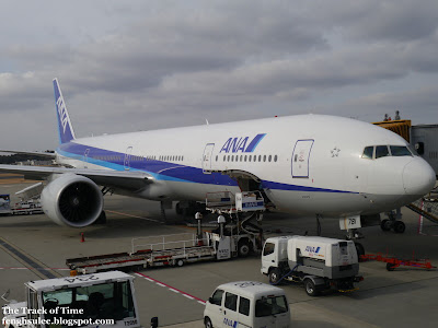 ANA from Narita to Chicago (1) | The Track of Time