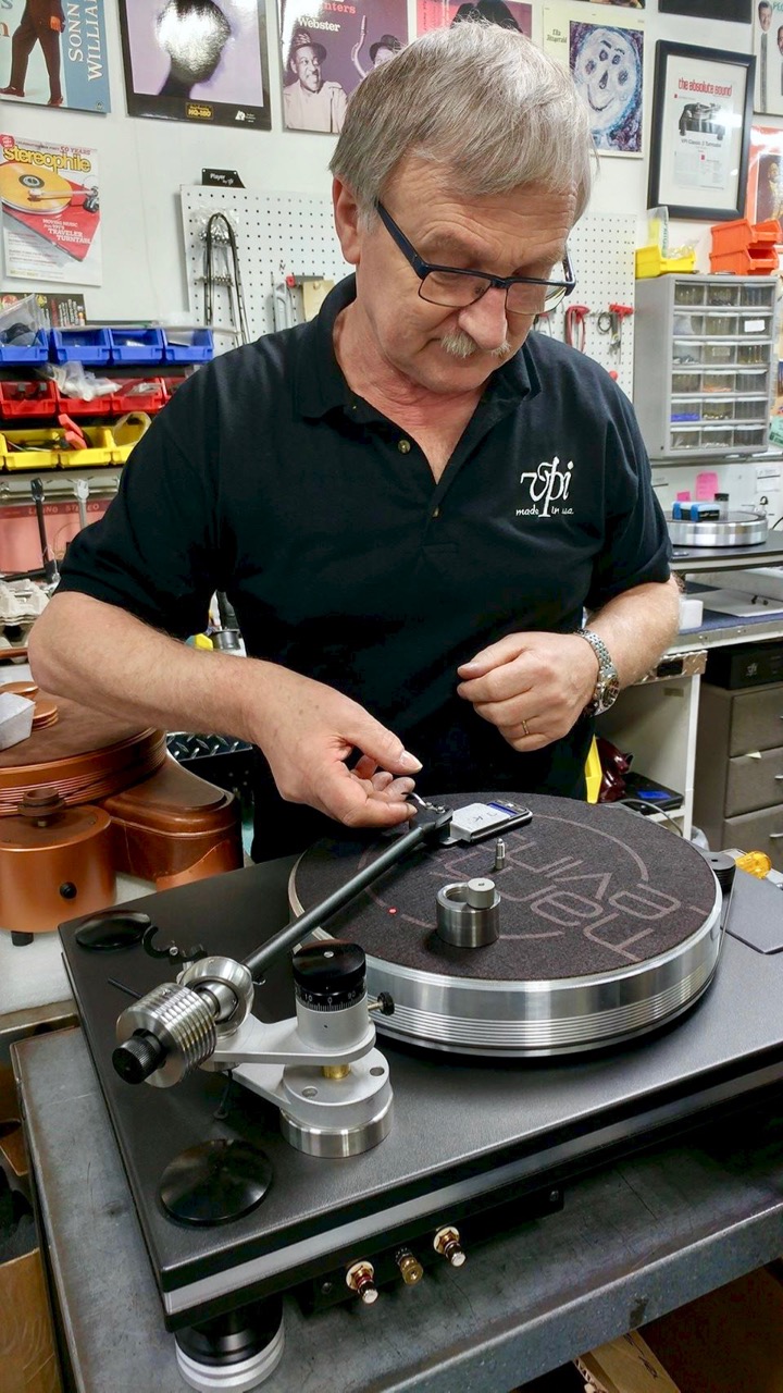 VPI INDUSTRIES TURNTABLE PRODUCTION – M & S | Ultimate High-Fidelity