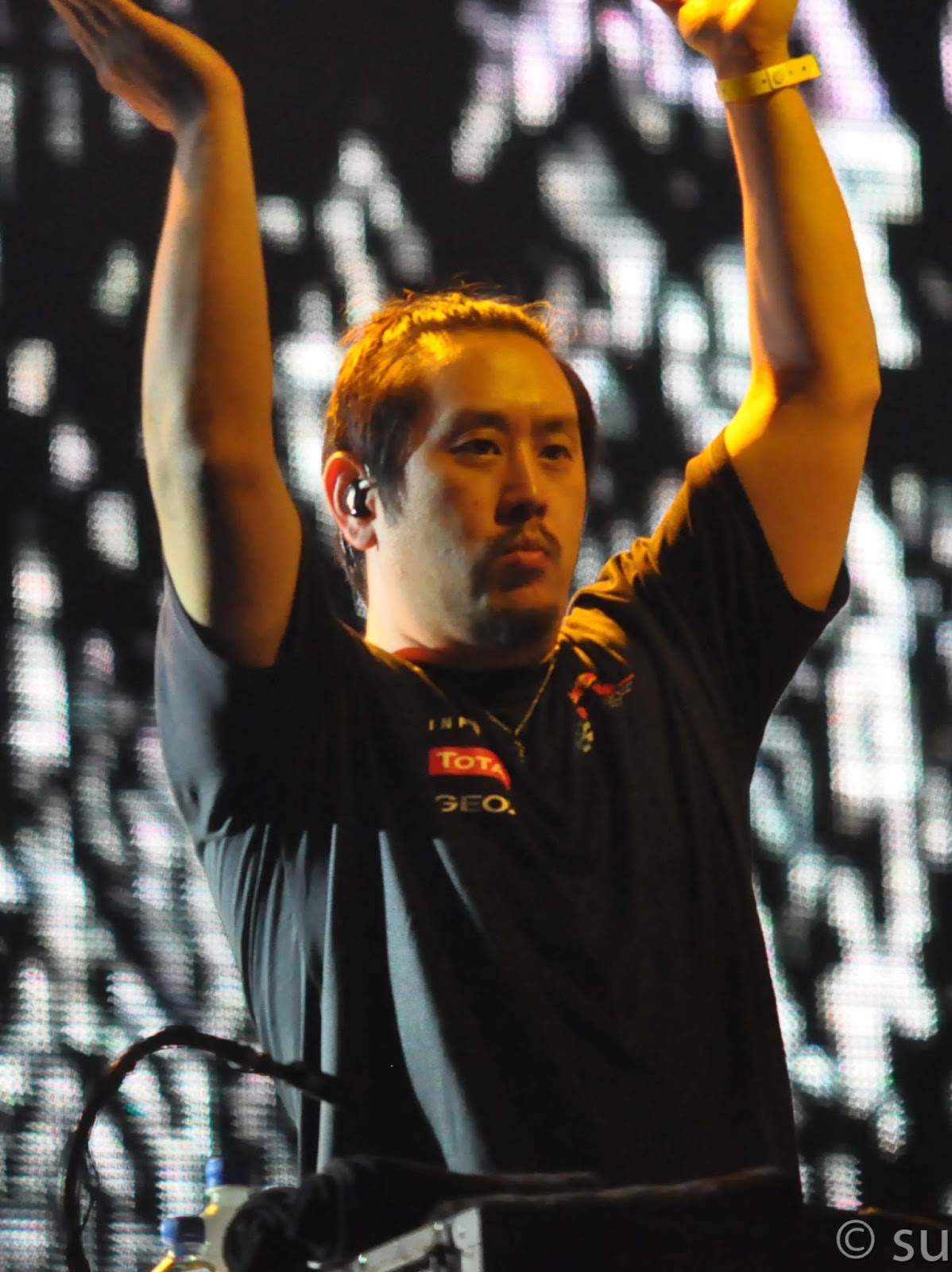 Zona Rock Dan Metal : JOE HAHN