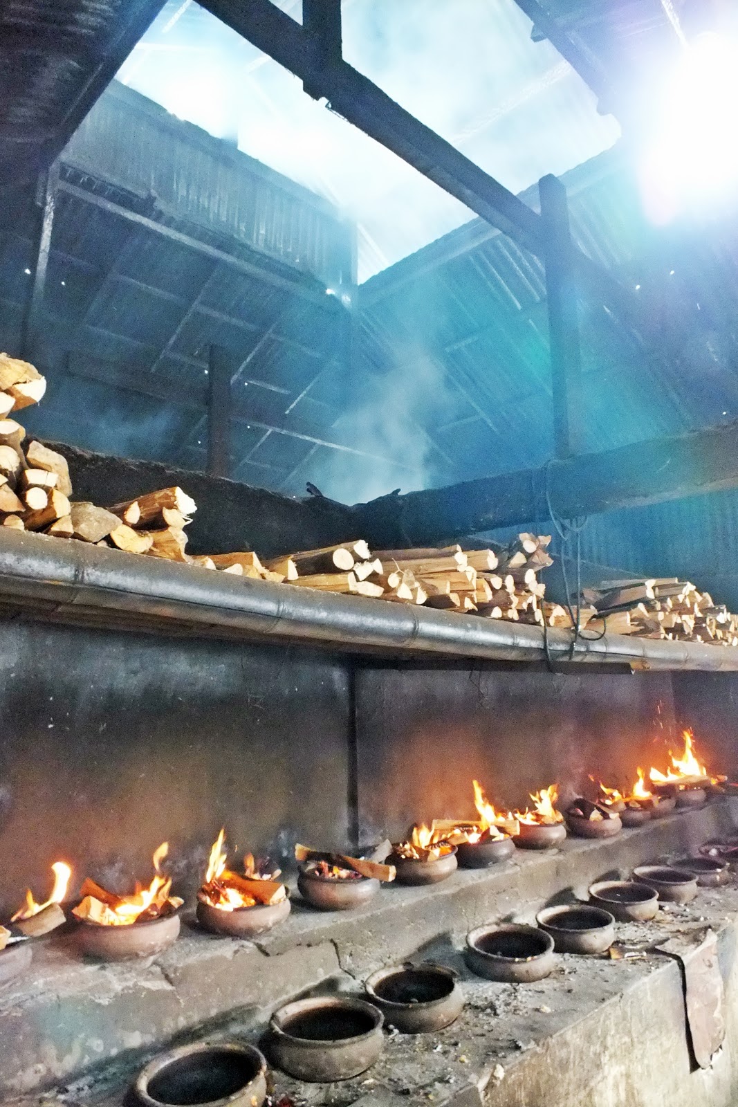 Venoth's Culinary Adventures: Bika Talago @ Koto Baru, West Sumatra