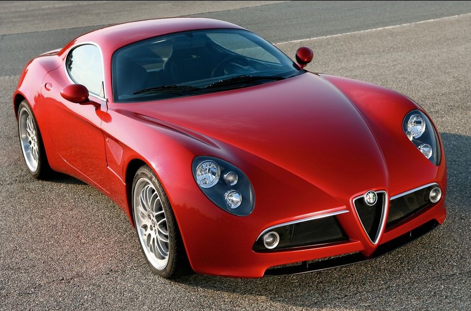 Mc Drifter: Pasión por los autos: Los 8 cilindros de Alfa Romeo…