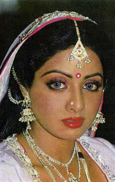 Sridevi: Nagina (1986): Sridevi's iconic white ghaghra for her finale ...
