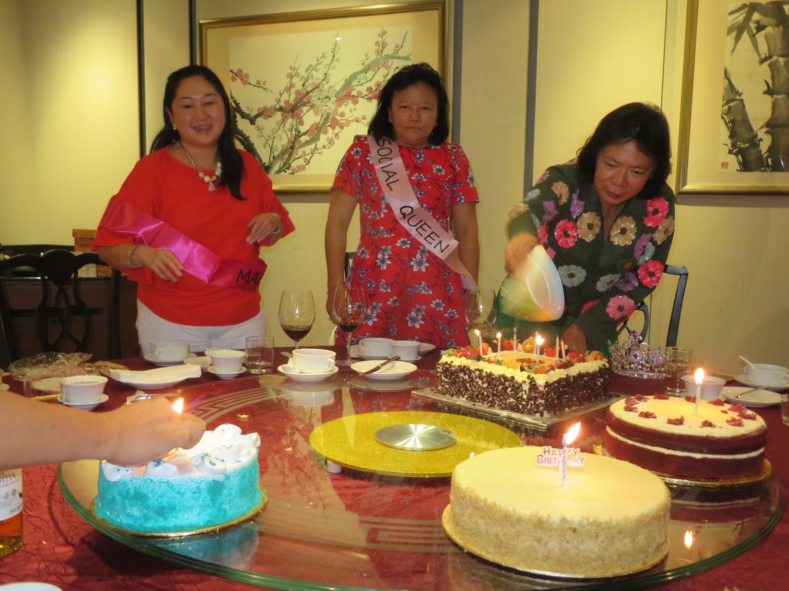 Kee Hua Chee Live!: SHARON LIAN AND CYNTHIA LOW HOSTED JOINT BIRTHDAY ...