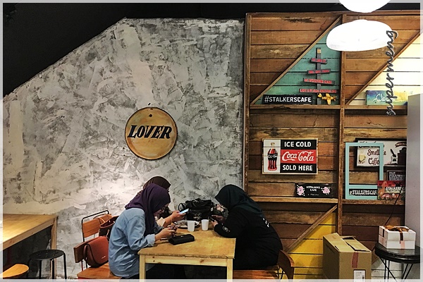 SUPERMENG MALAYA: The Stalker Cafe, Kota Damansara