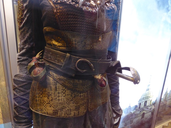 Hollywood Movie Costumes and Props: Ariane Labed's Assassin's Creed ...