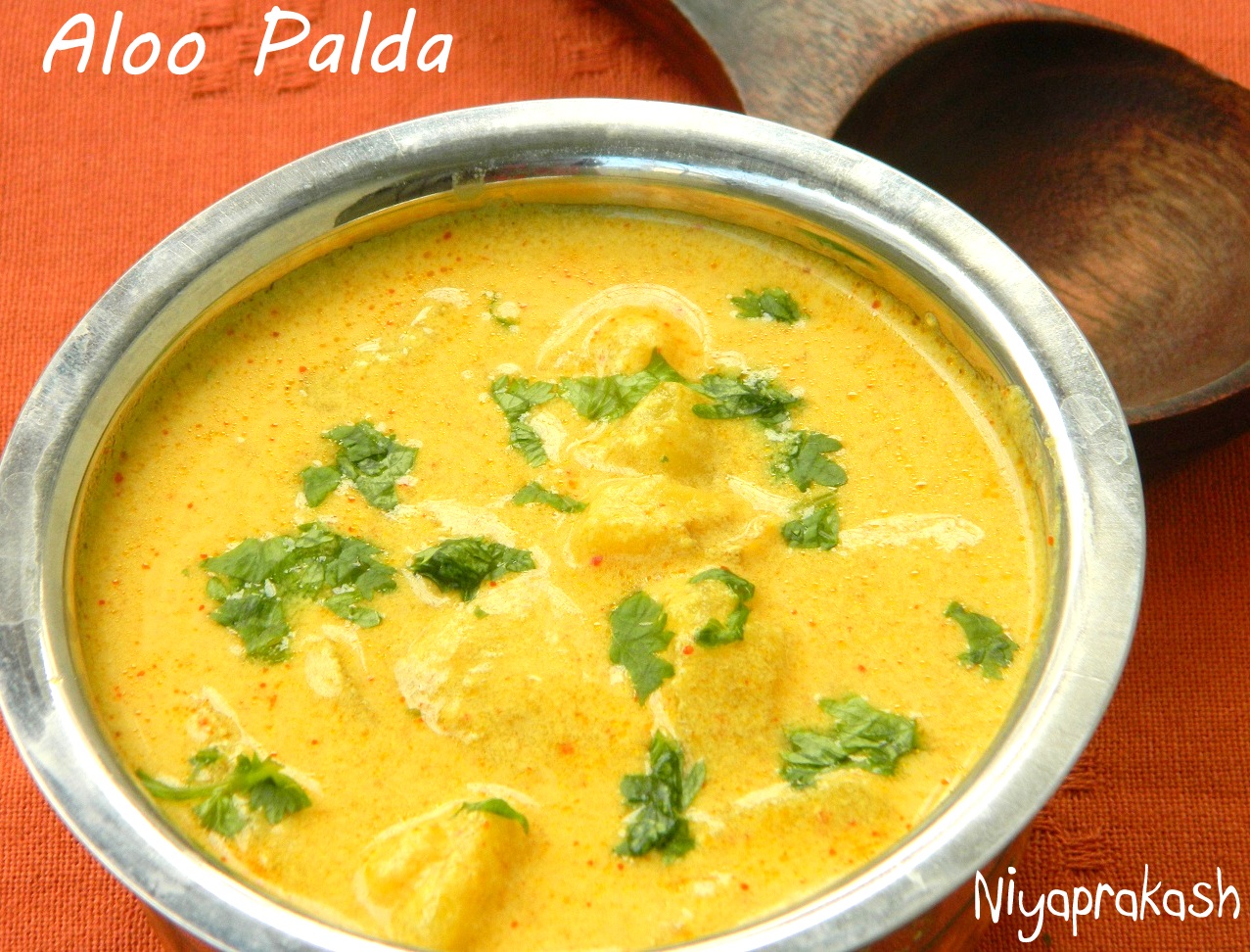 Niya's World: Aloo Palda (Pahari style potato curry with curd