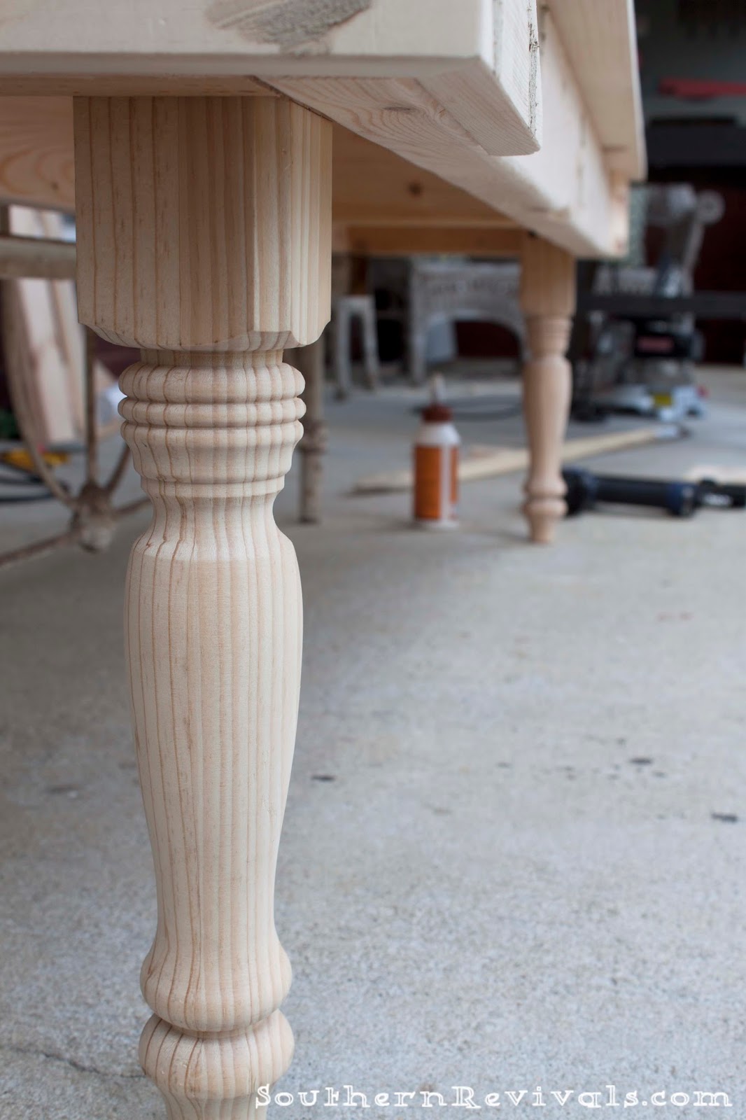 DIY Repurposed Metal Headboard Bench - Southern Revivals