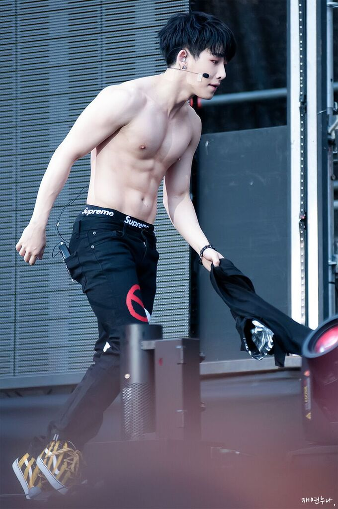 Conoce al Idol que tiene el mejor cuerpo de todos en el kpop