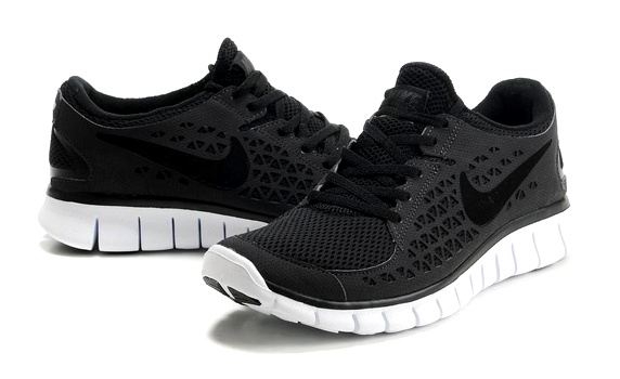 Nike free run - tiens, tiens on dirait qu'il y a une nouvelle adepte ...