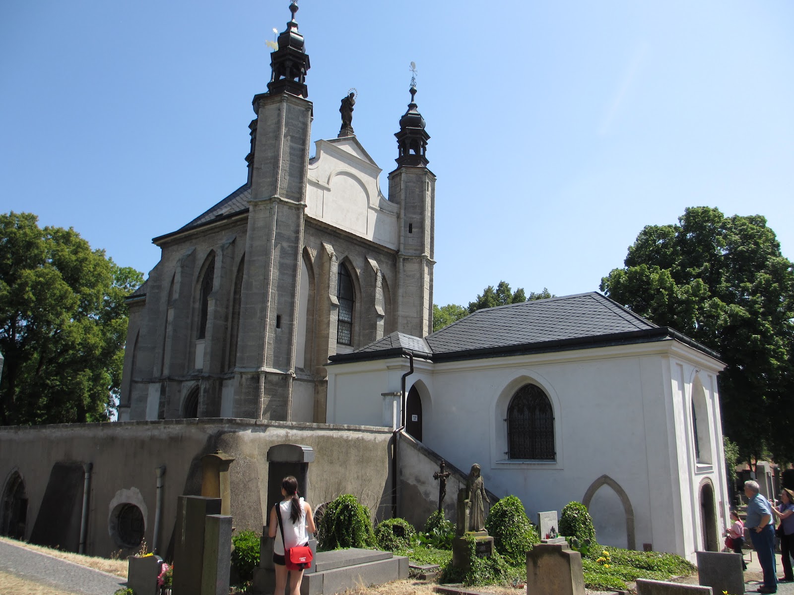 Cannundrums: Church of All Saints and Sedlec Ossuary - Czech Republic