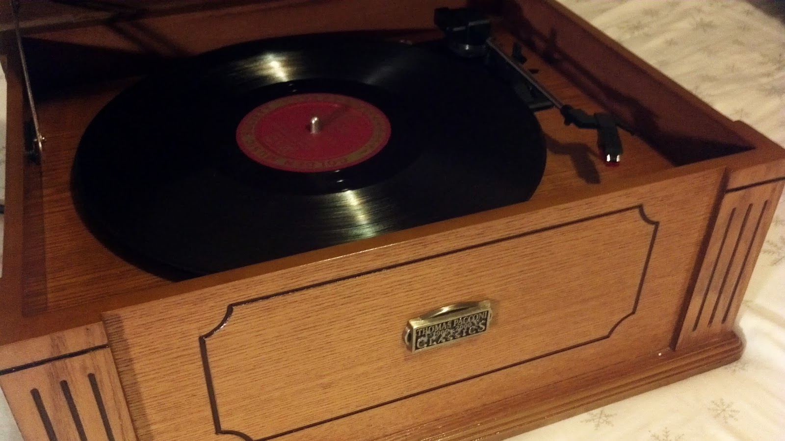 A Vintage Joy: Vinyl Record Player Tips